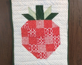 Strawberry Quilt | Etsy