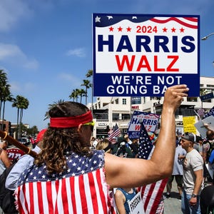 Harris Walz 2024 Yard Sign, Kamala Harris Tim Walz Waltz for President ...