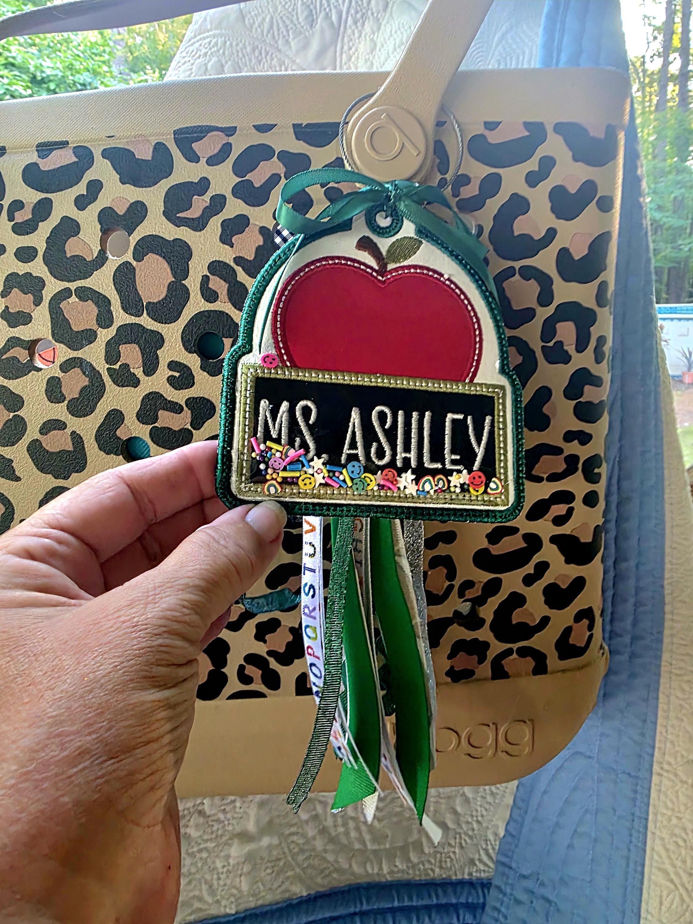 Personalized Glitter Shaker Bag Tag: Embroidered Apple & Ribbon - Etsy