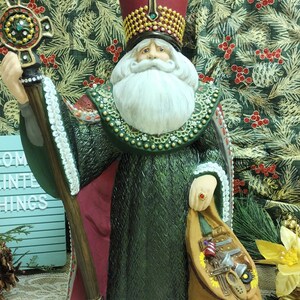 Victorian Santa, Ceramic Christmas Figurine - Etsy