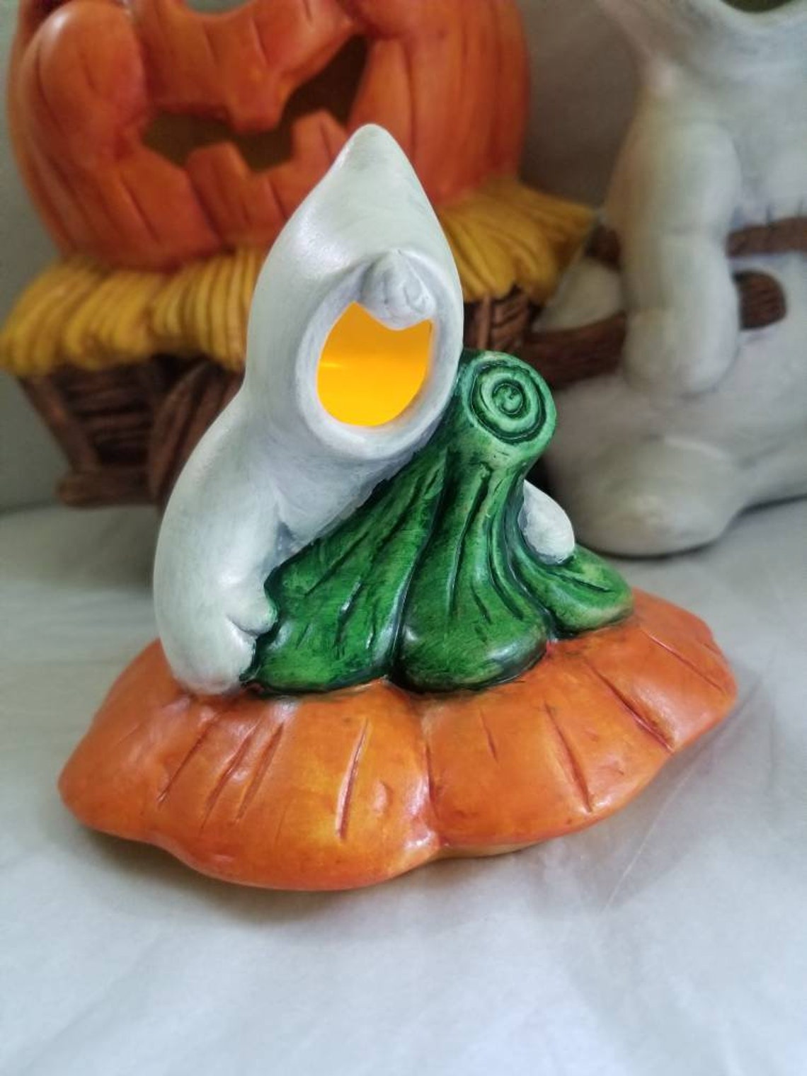 Ghost Pumpkin Cart, Ghosts & Jack-o'-lanterns, Lights Up, Halloween ...