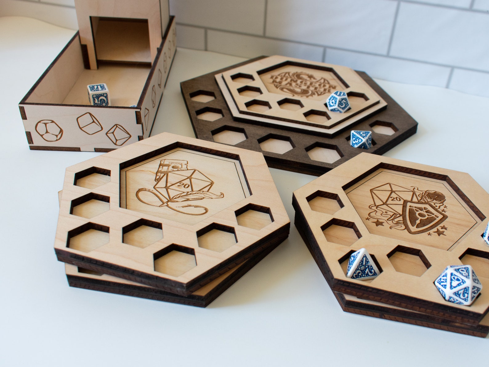 D&D Gift Set 4 Dice Coasters/dice Tower/dm Coaster Tray - Etsy