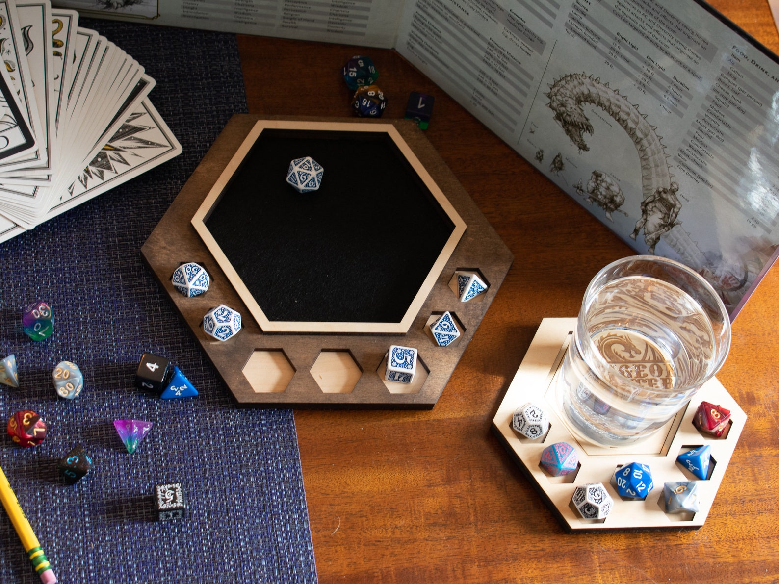 D&D Gift Set 4 Dice Coasters/dice Tower/dm Coaster Tray - Etsy