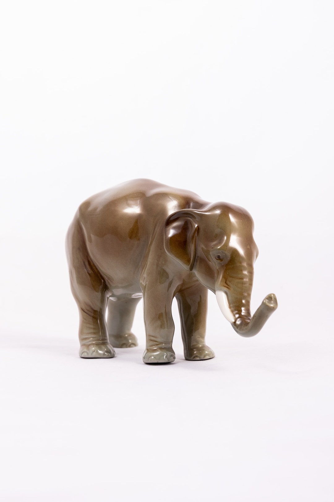 Elephant - Royal Dux Bohemia Porcelain Czechoslovakia - Retro Vintage ...