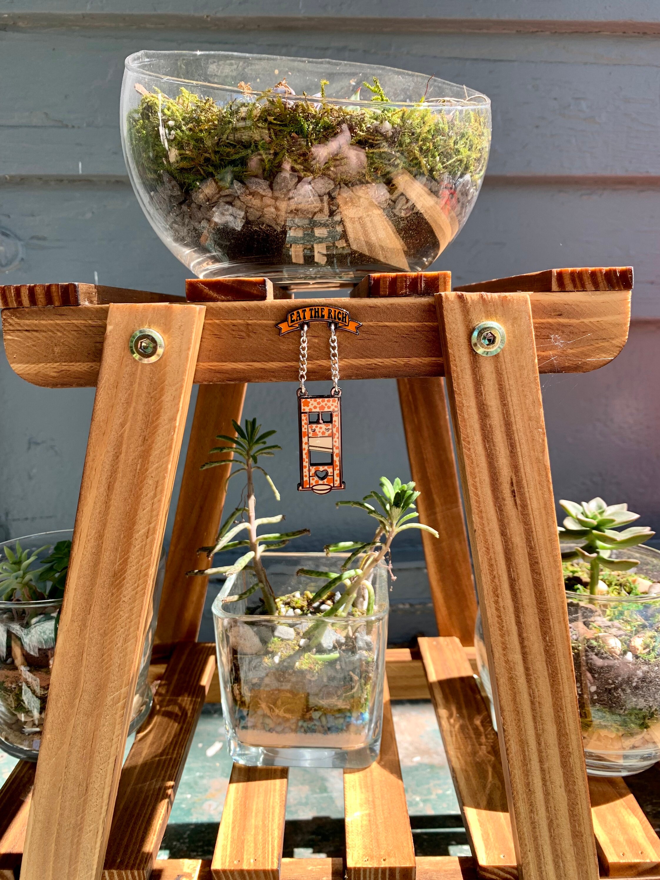 Eat the Rich Guillotine Hard Enamel Pin - Etsy