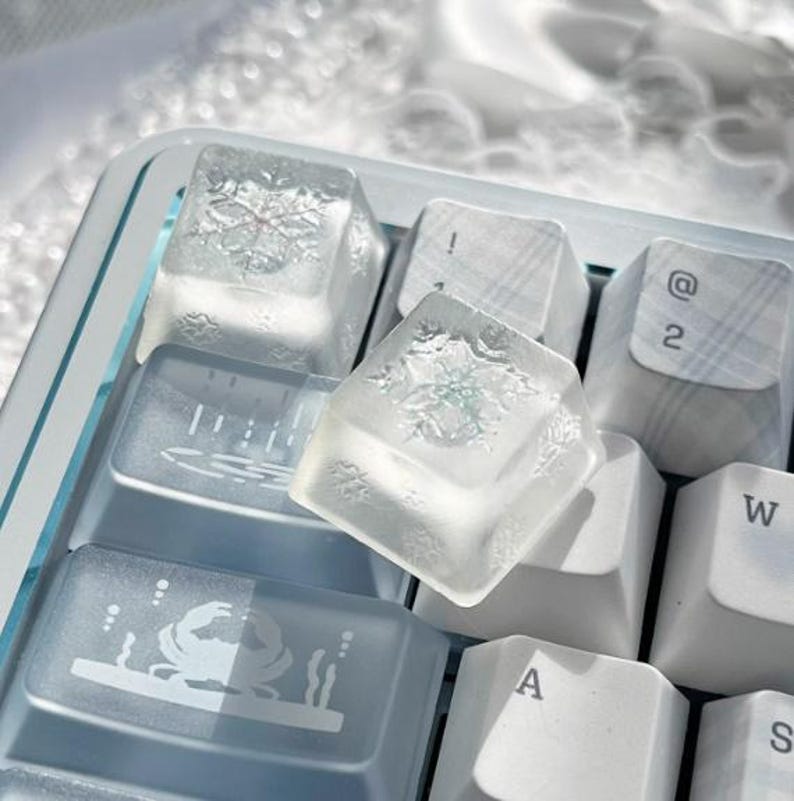 Translucent Snow Single Keycaps, Aesthetics Pink Resin Key Cap, Blue ...