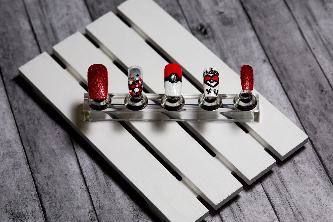 Game Inspired Hand Painted Glue on Acrylic Nails/gamer Nails/red/white ...