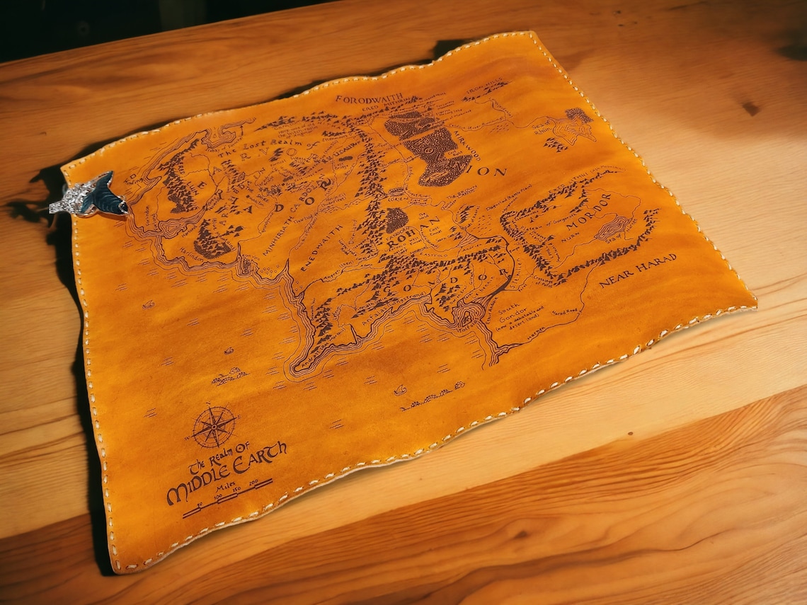 Leather Map of Middle Earth - Etsy