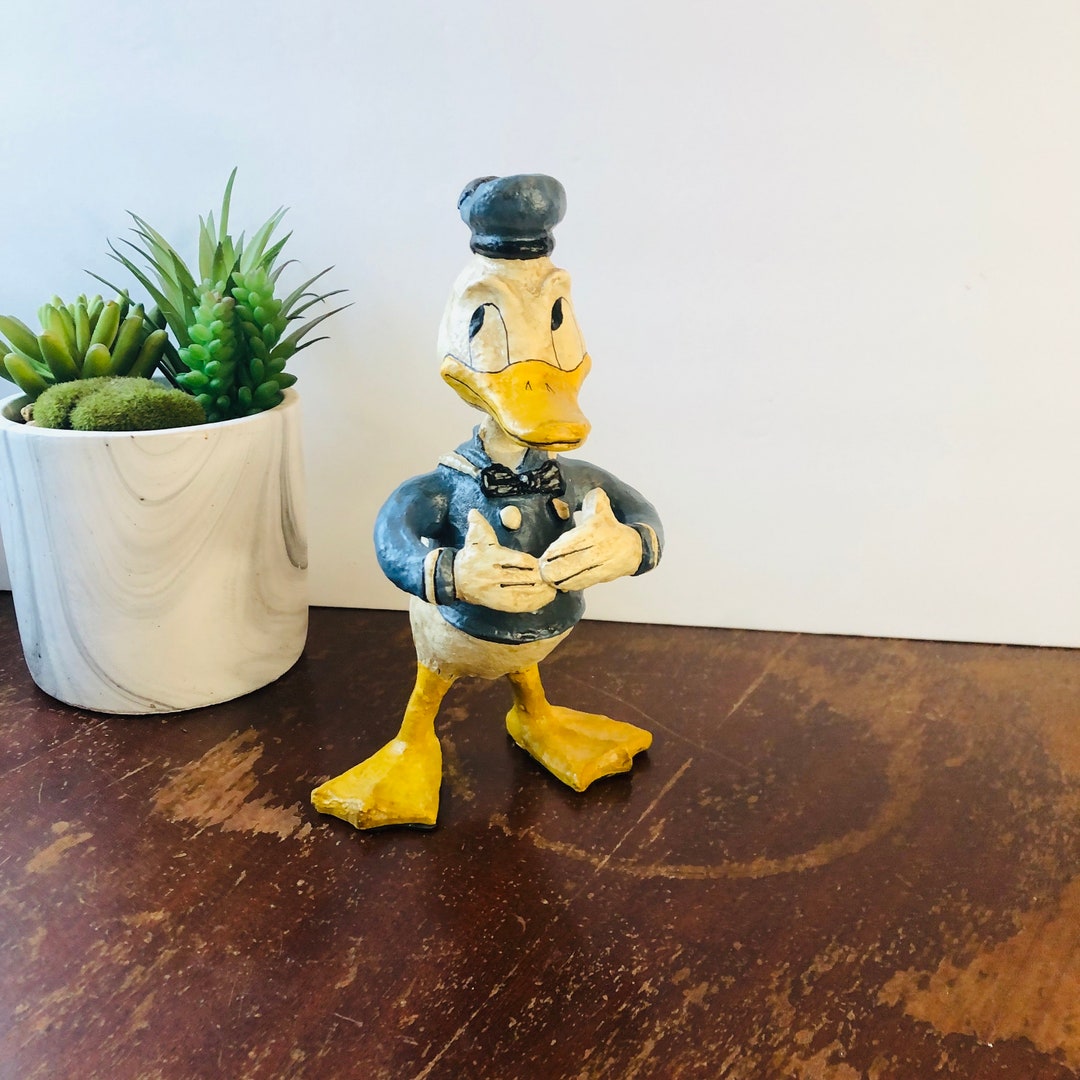 Donald Duck Vintage Disney Figurine by Dept 56, Polliwog Sculptures ...