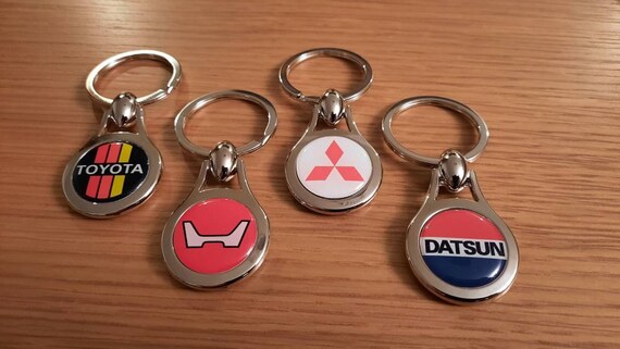 Retro Autozam Chrome Key Ring Memorabilia Collectibles etna.com.pe
