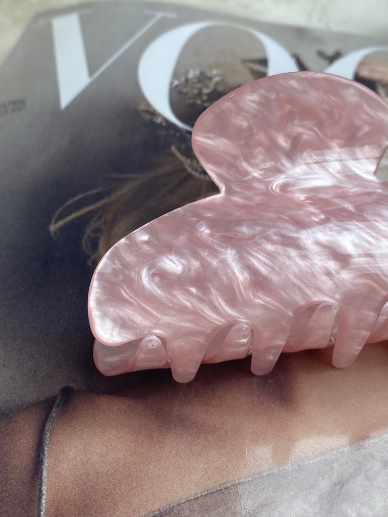 Marble Hair Claw Clip by LADYLUX - Etsy