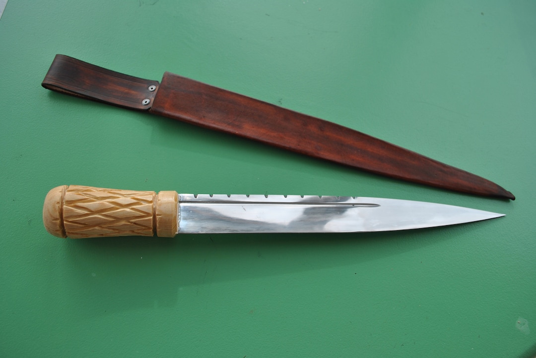 Scottish Highland Dirk and Leather Sheath. - Etsy