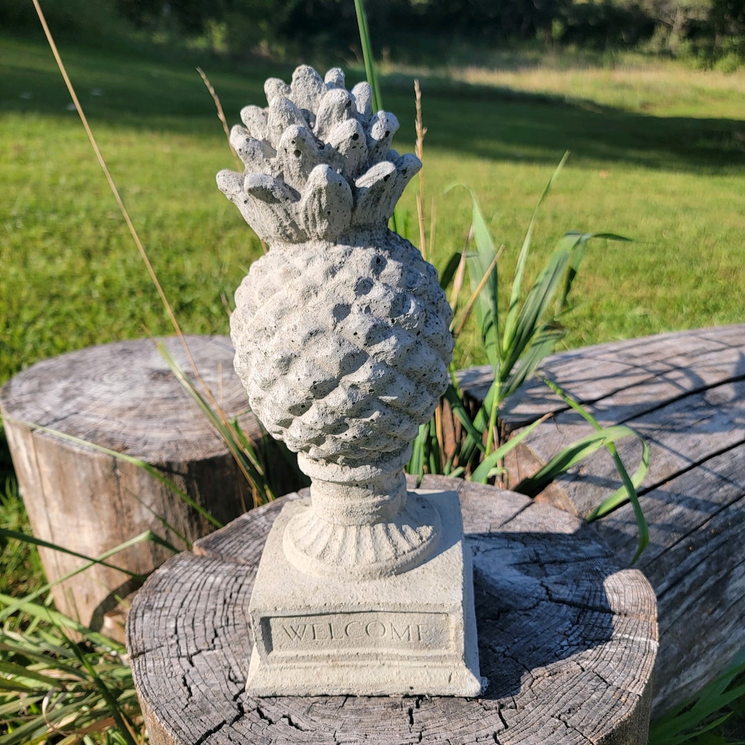 Classic Concrete Pineapple Finial - Etsy