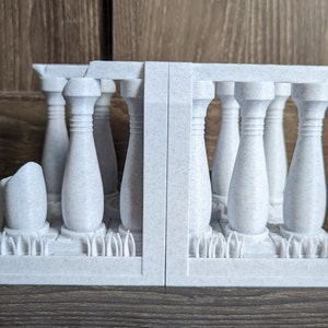 Fountain Courtyard Bookends - Etsy
