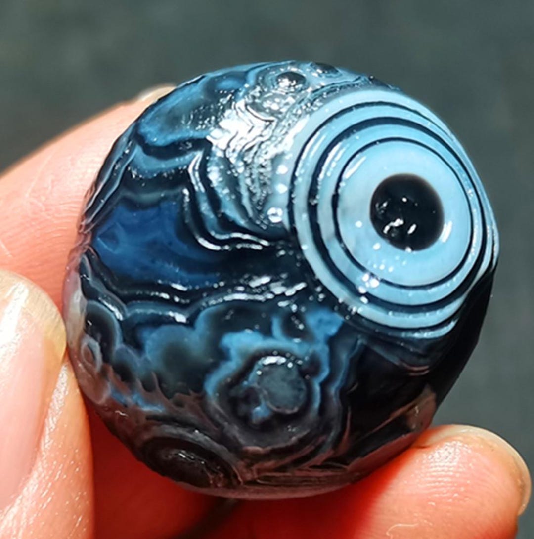Rare Gobi Agate Eyes Stone: Madagascar Healing Crystal - Etsy