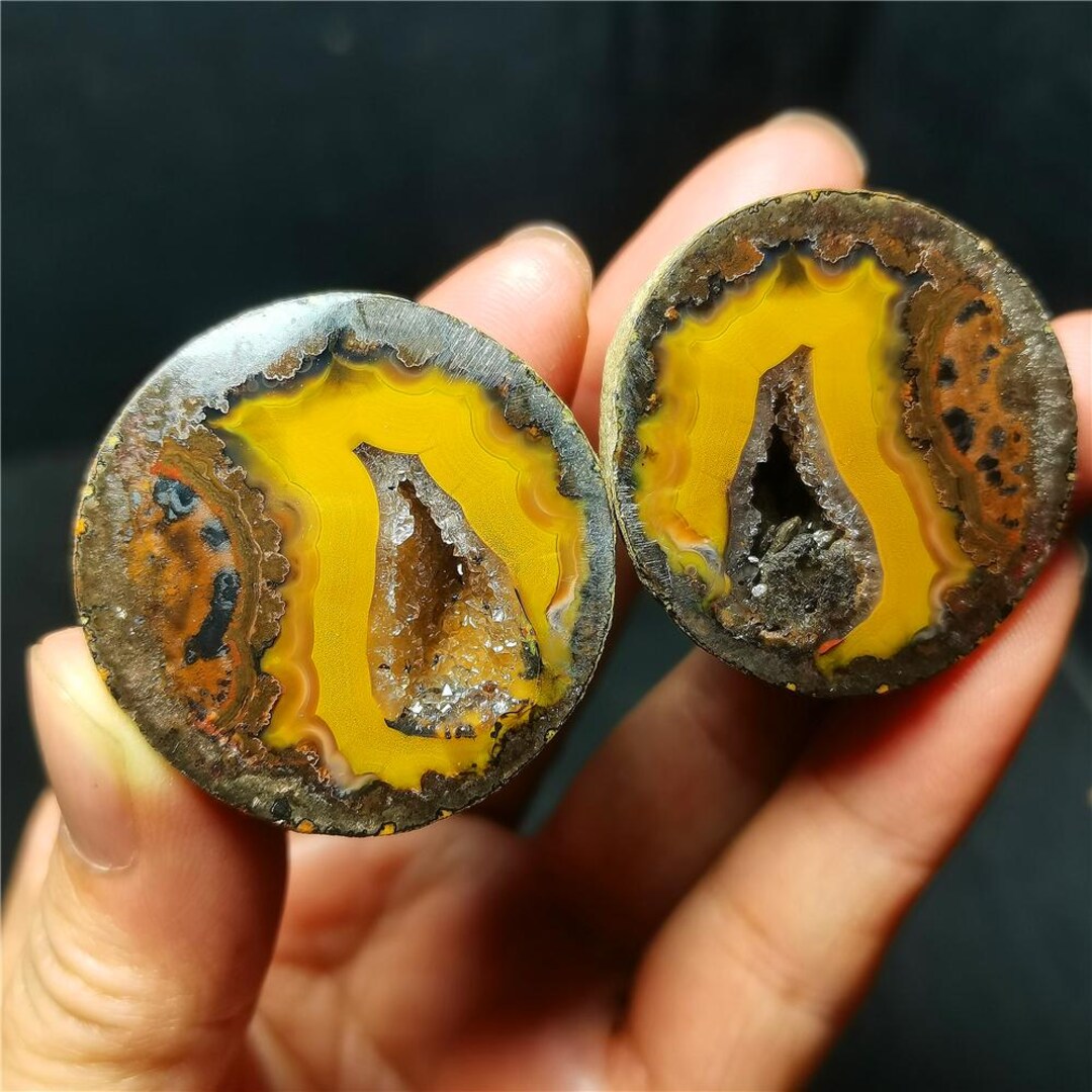 Natural Warring States Red Agate Crystal Geode Pair Healing Stone