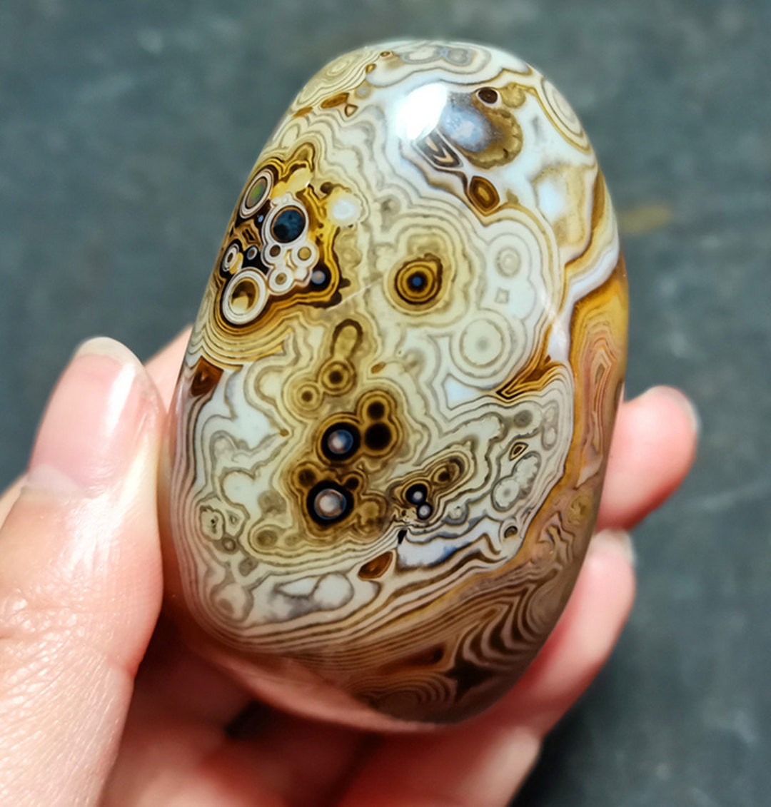 TOP Beatiful Polished Silk Banded Agate Crystal From Madagascar ...