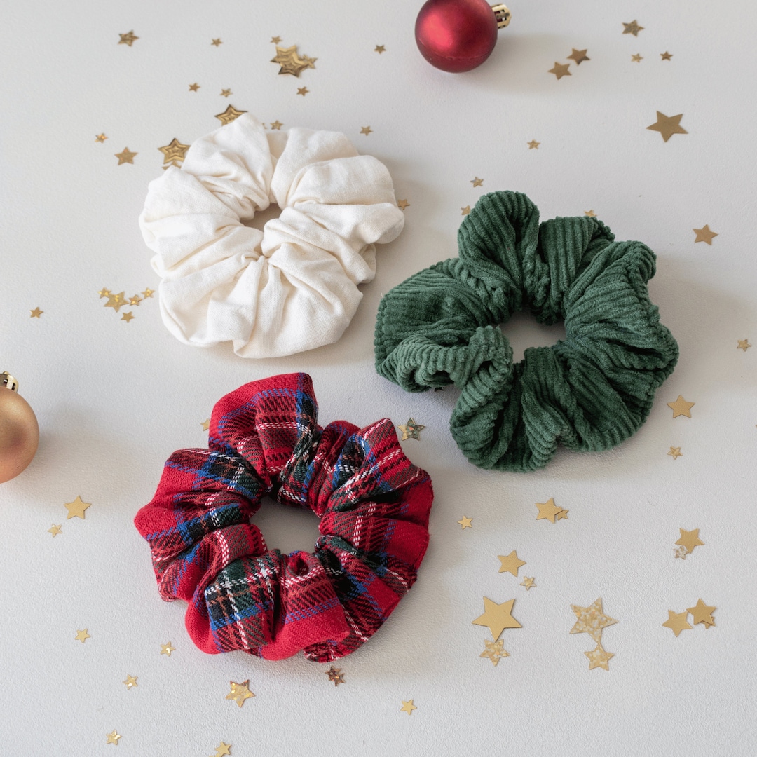 Christmas Scrunchie Sewing Pattern // Festive Scrunchie With Bow | How ...