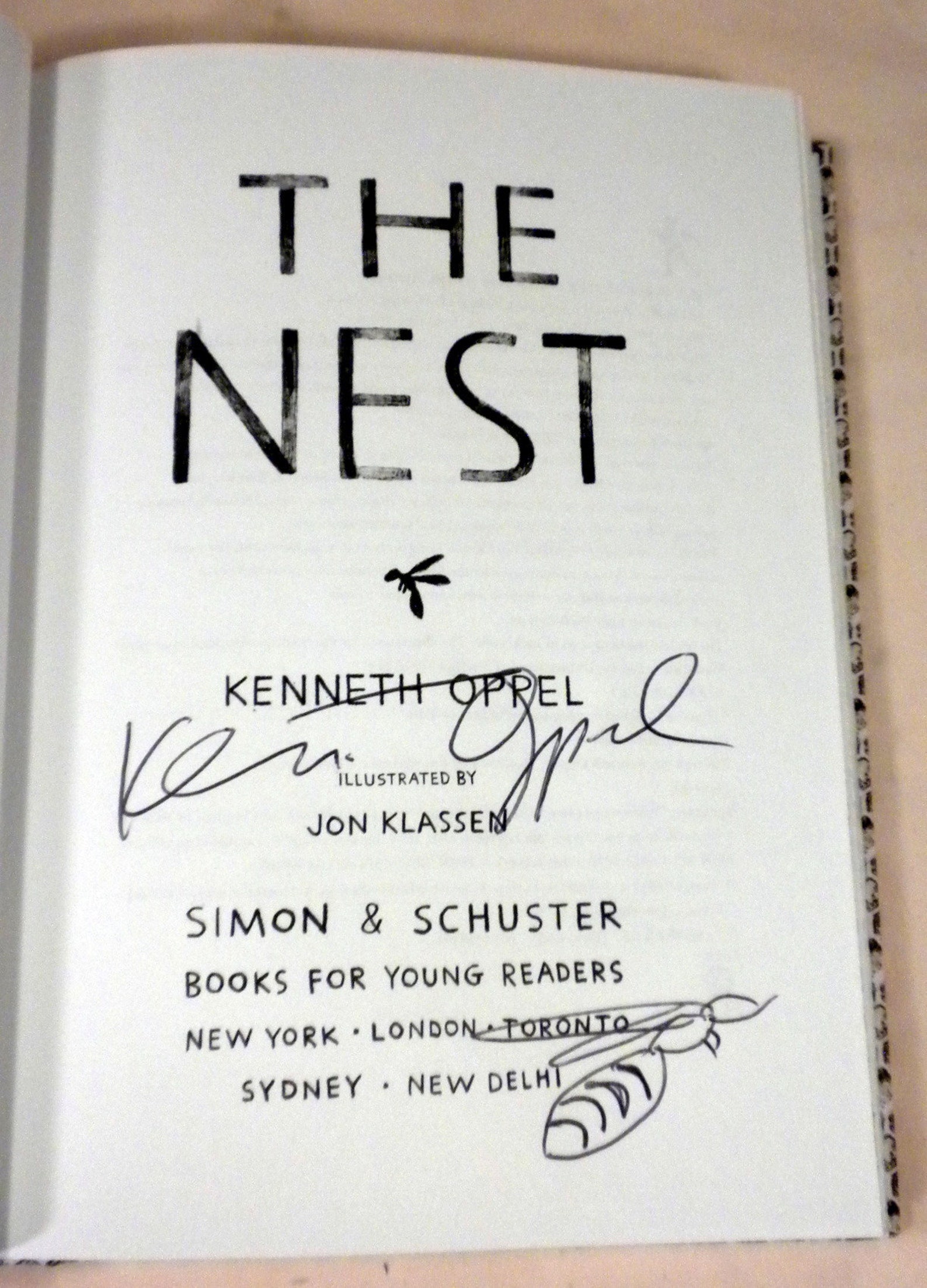SIGNED & DRAWING The Nest Kenneth Oppel Signed on the title | Etsy
