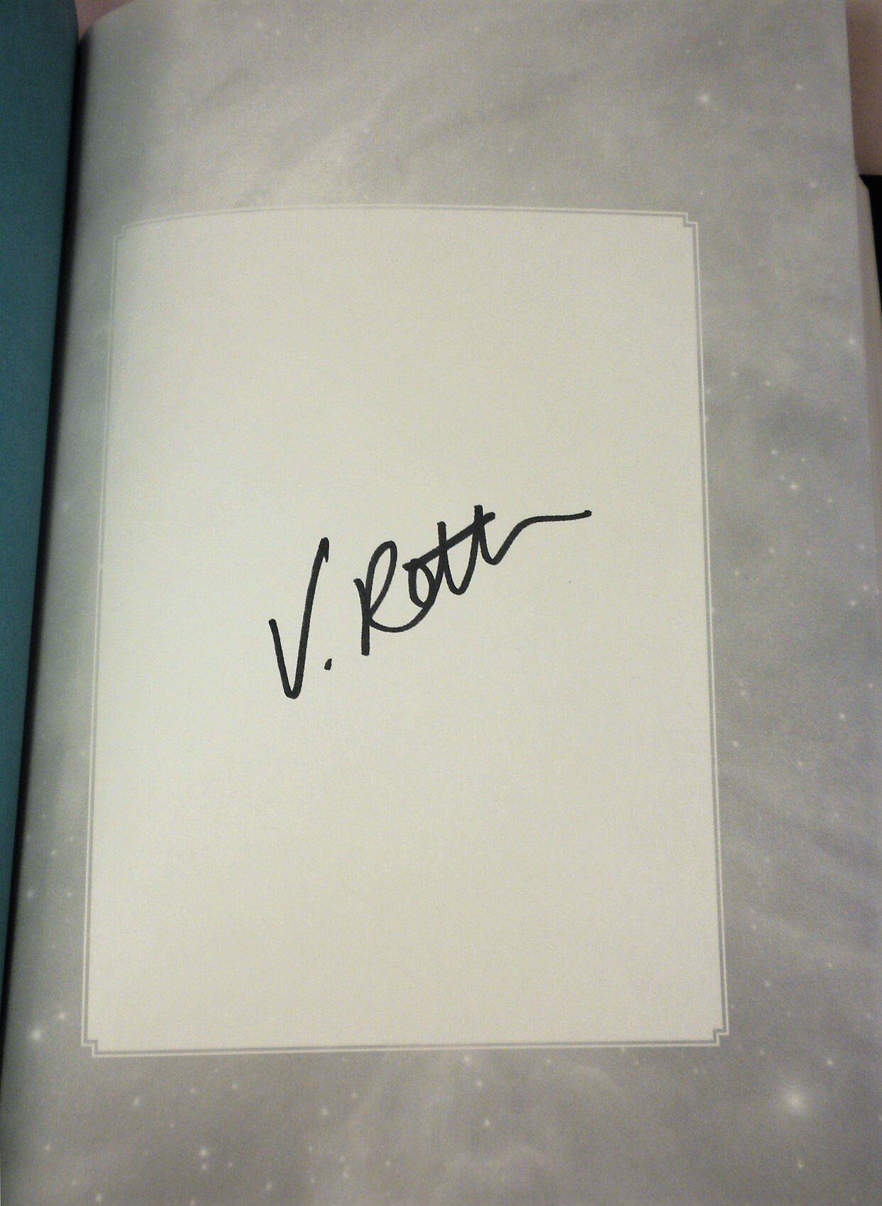 SIGNED The Fates Divide Veronica Roth First Edition First | Etsy