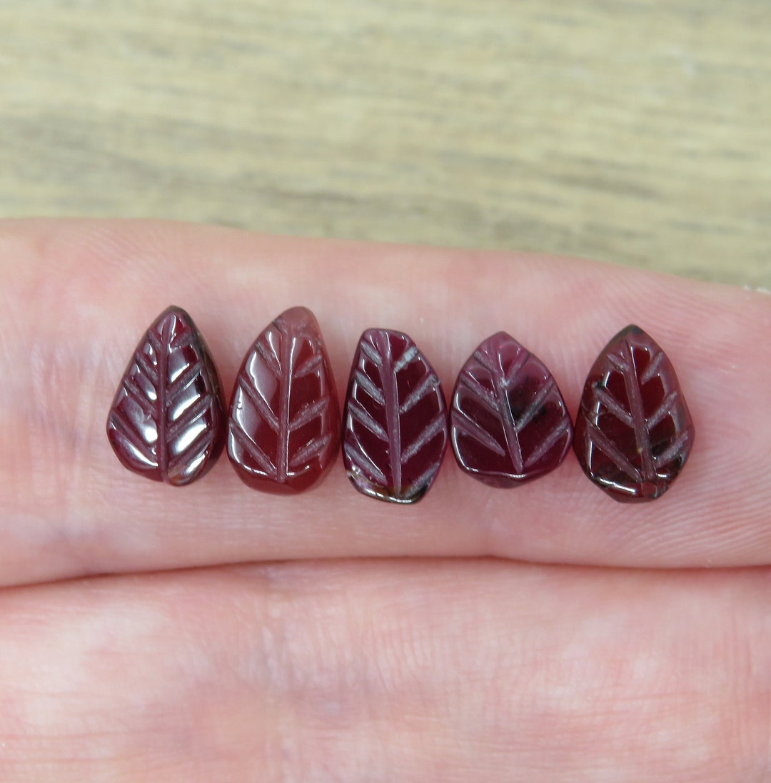5 Unusual Small Hand Carved Natural Garnet Leaf Cabochons 1.78g - Etsy