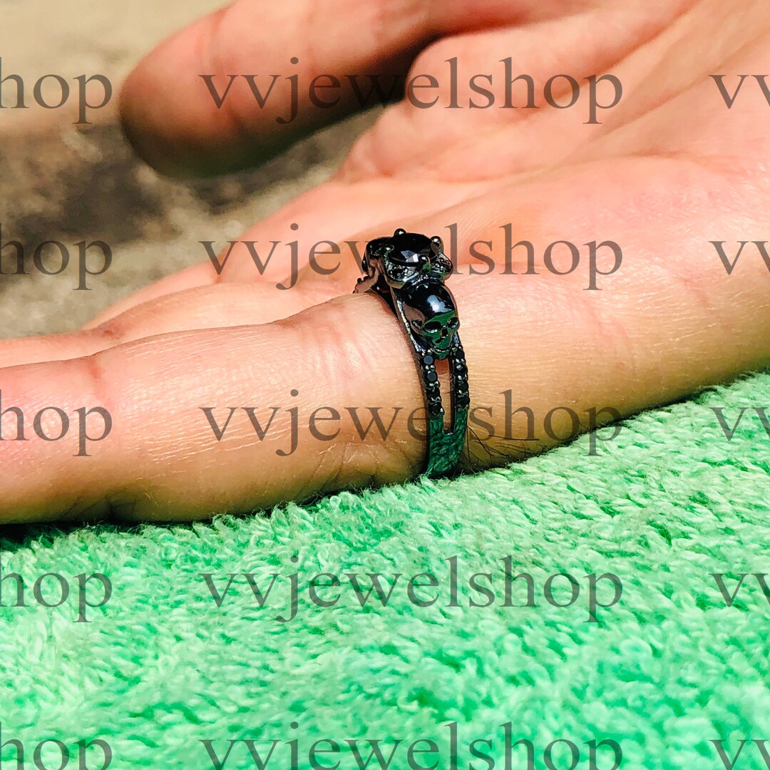 Gothic Two Skull Full Black Ring, Women's Double Skull Split Shank Ring ...