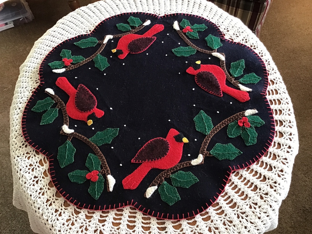 Cardinal Penny Rug - Etsy