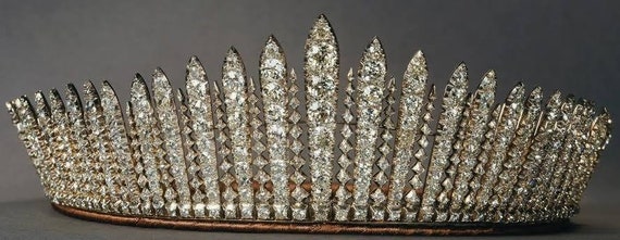 Vintage Queen Mary Fringe Tiara Replica in 925 Sterling Silver and Cubic Zircon Etsy Sweden