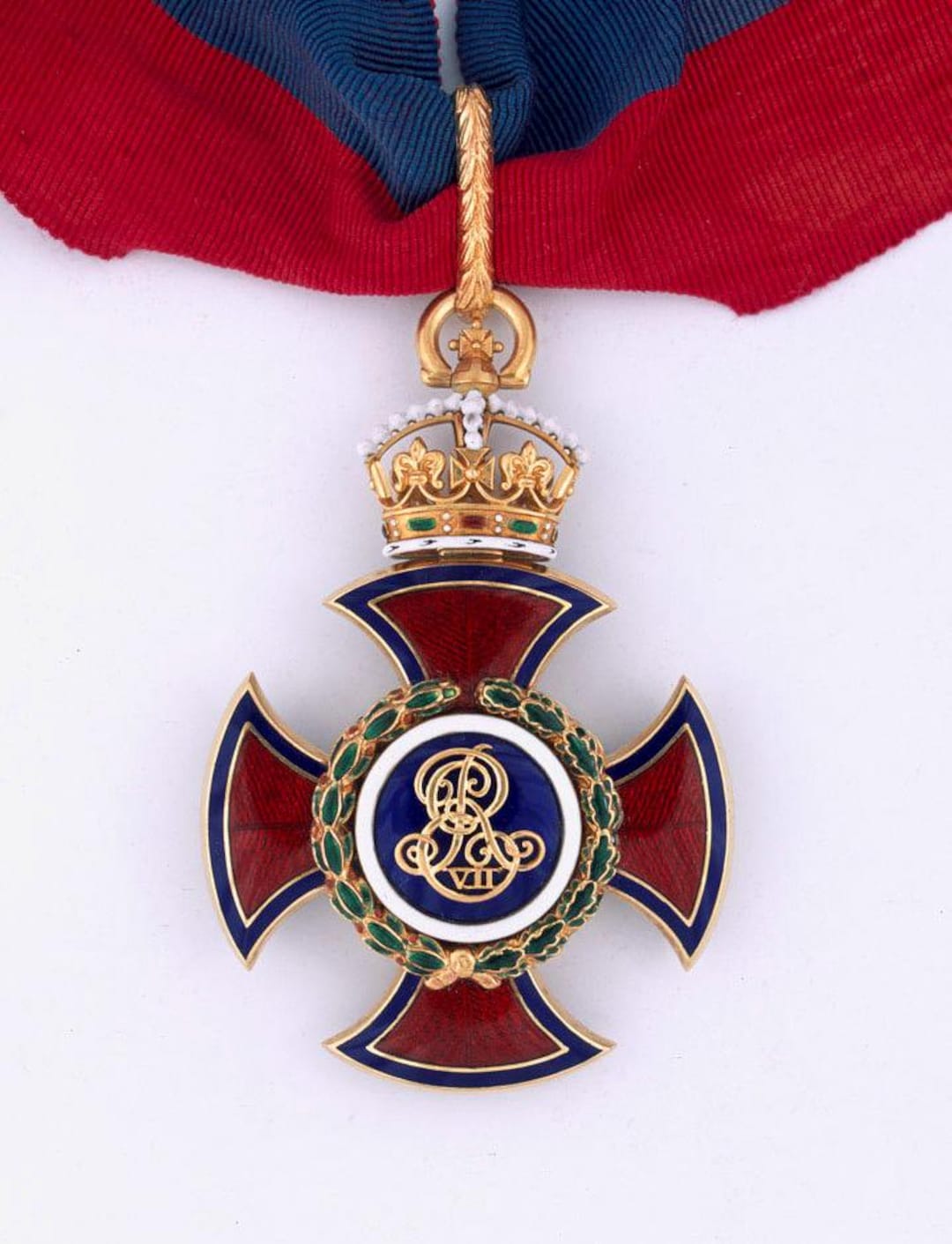 British Royal Family Order of Merit Badge in 925 Sterling Silver Enamel ...