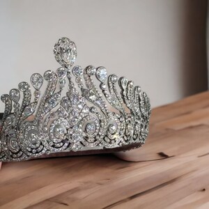 925 Sterling Silver Prussian Meander Tiara White Gold Plated Cusbic ...