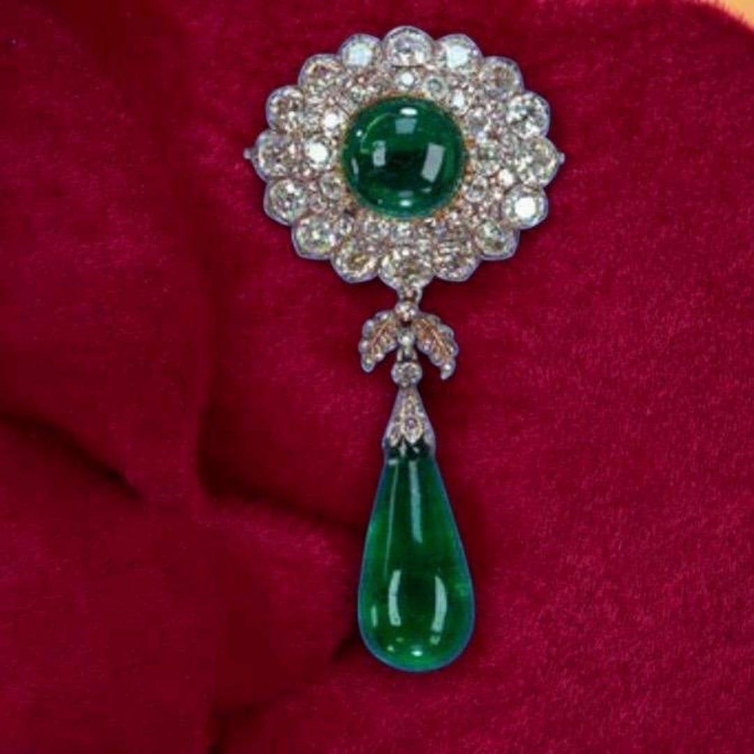 Queen Elizabeth II Cambridge Emerald Brooch Replica, Luxury 5A Cubic Zircon and Emerald, Gift ...