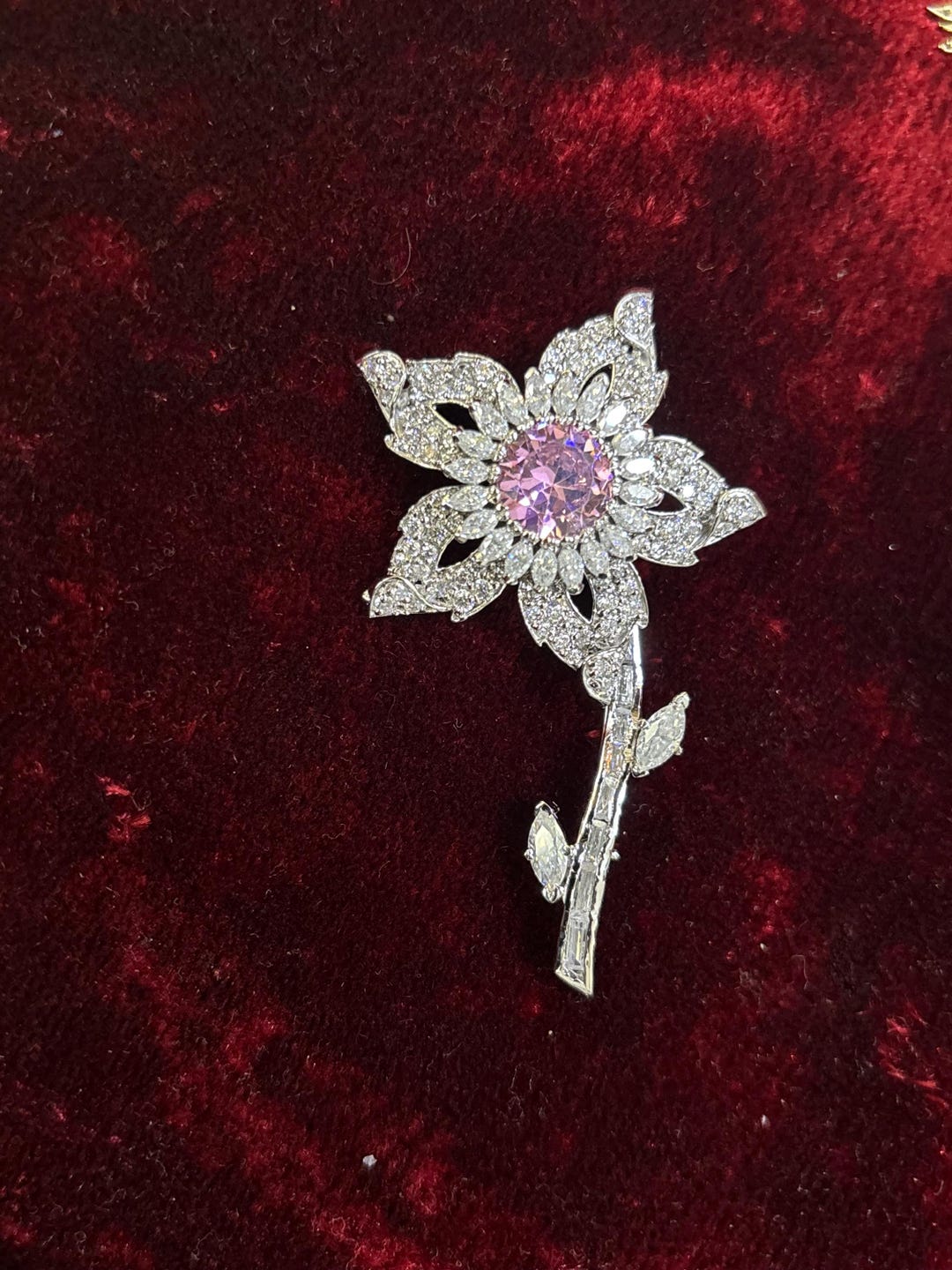 Queen Elizabeth Williamson Jonquil Flower Brooch With Clear Pink 5A ...