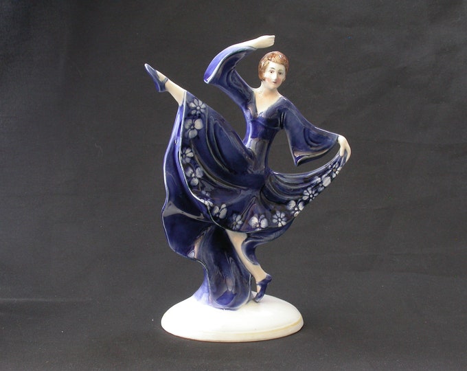1930s Hertwig Katzhutte Dancing Lady Porcelain Figurine – Slight Damage ...