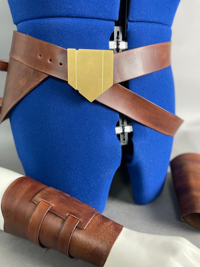Ahsoka Tano- Clone Wars Season 7- Belt and Bracers - Etsy