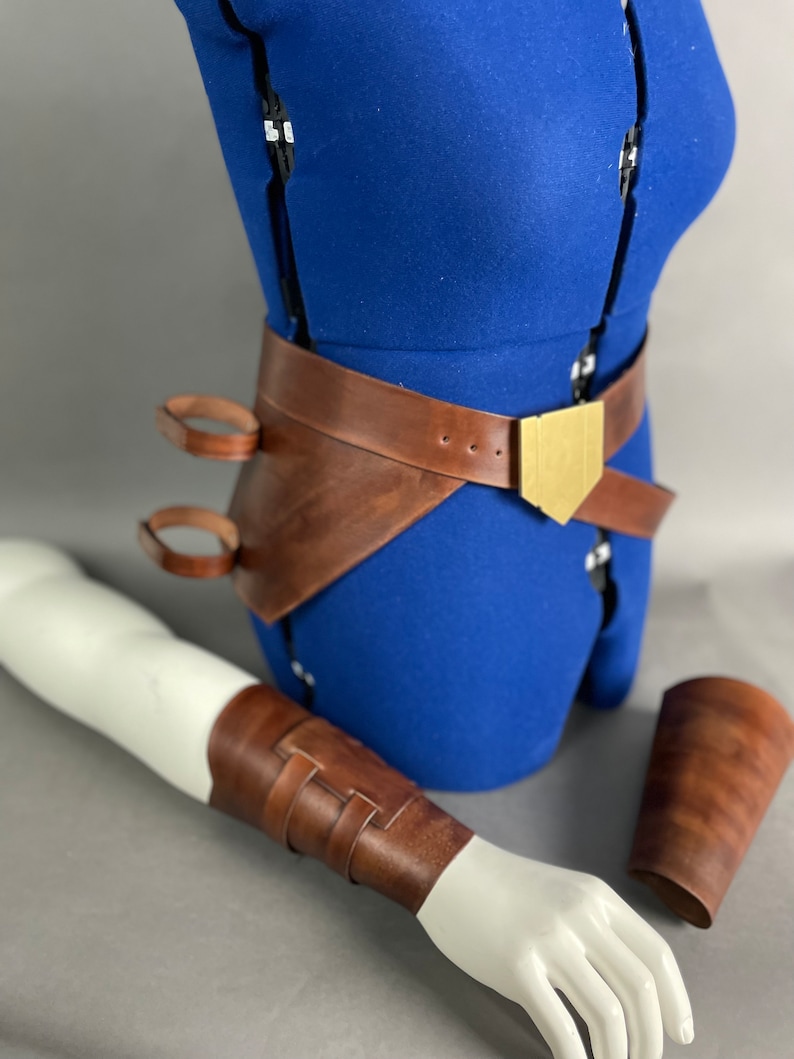 Ahsoka Tano- Clone Wars Season 7- Belt and Bracers - Etsy