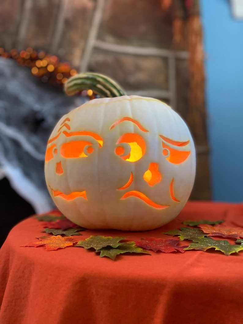 Side Eye Carving Pattern - Etsy