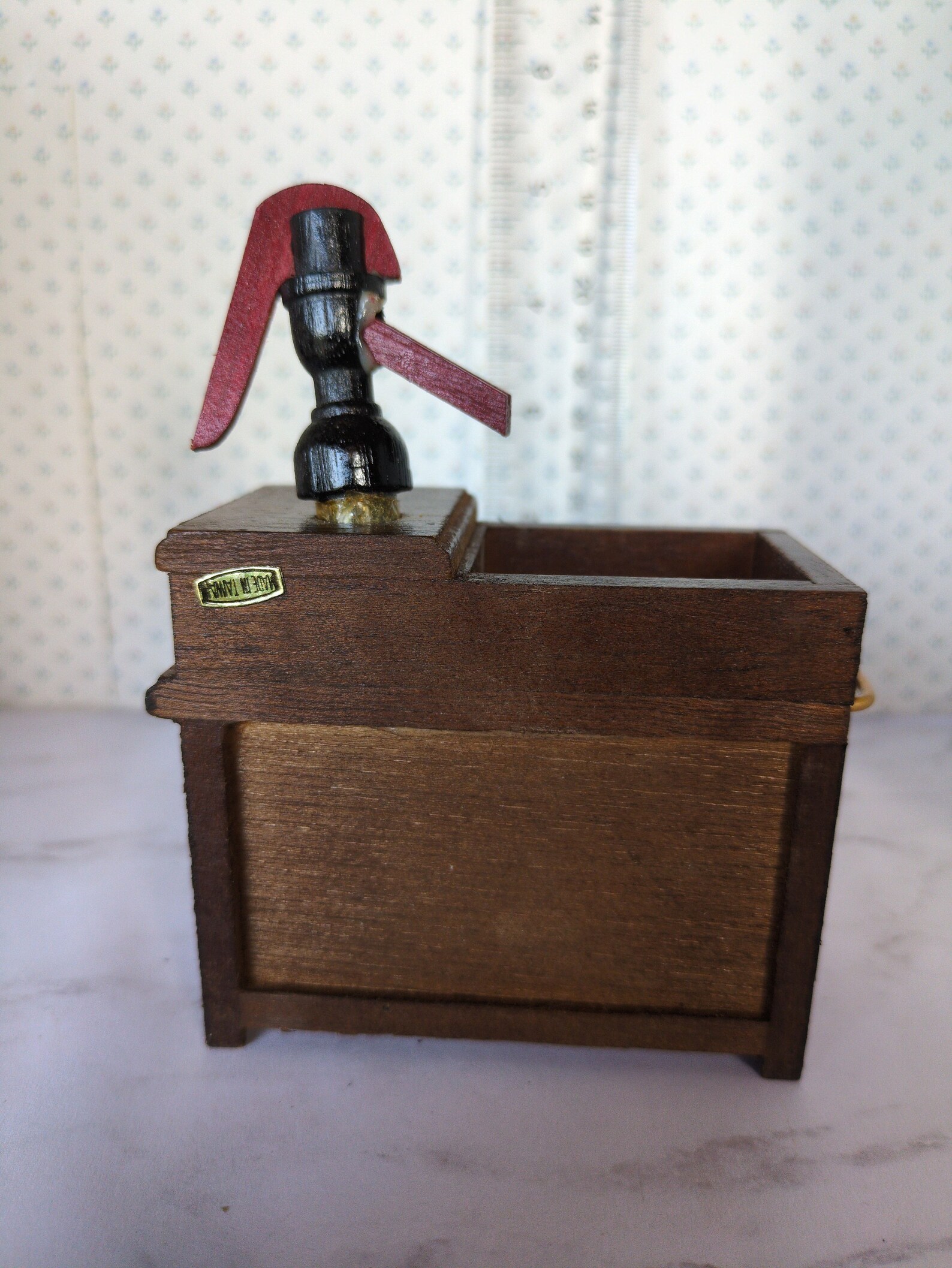 1:12 Scale Hello Dolly NIB Pump Sink Dollhouse Furniture/miniature Kitchen Furniture - Etsy