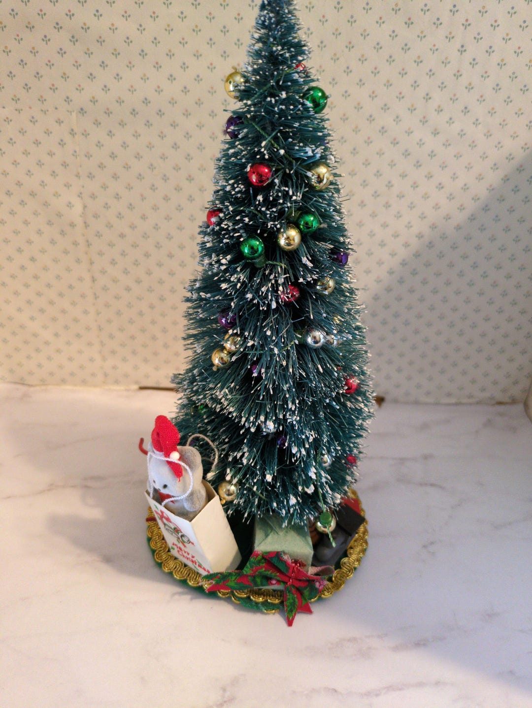 1:12 Scale Christmas Tree With Tree Skirt and Gifts - Etsy