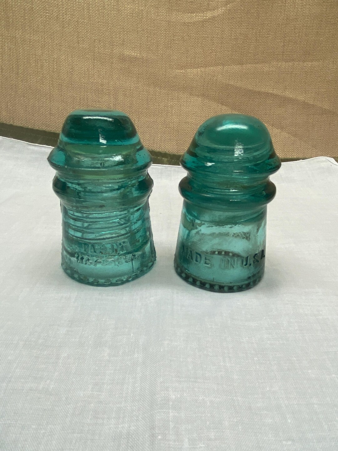 Hemingray 9 Green GLASS Small INSULATORS Pair of Two Antique Glass ...