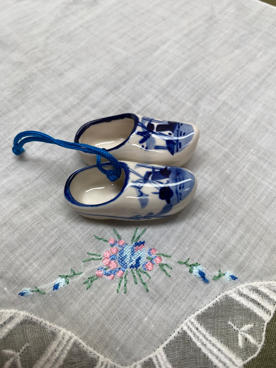 Hand Painted Minature Blue and White Holland Shoessmall Ceramic Clogs ...