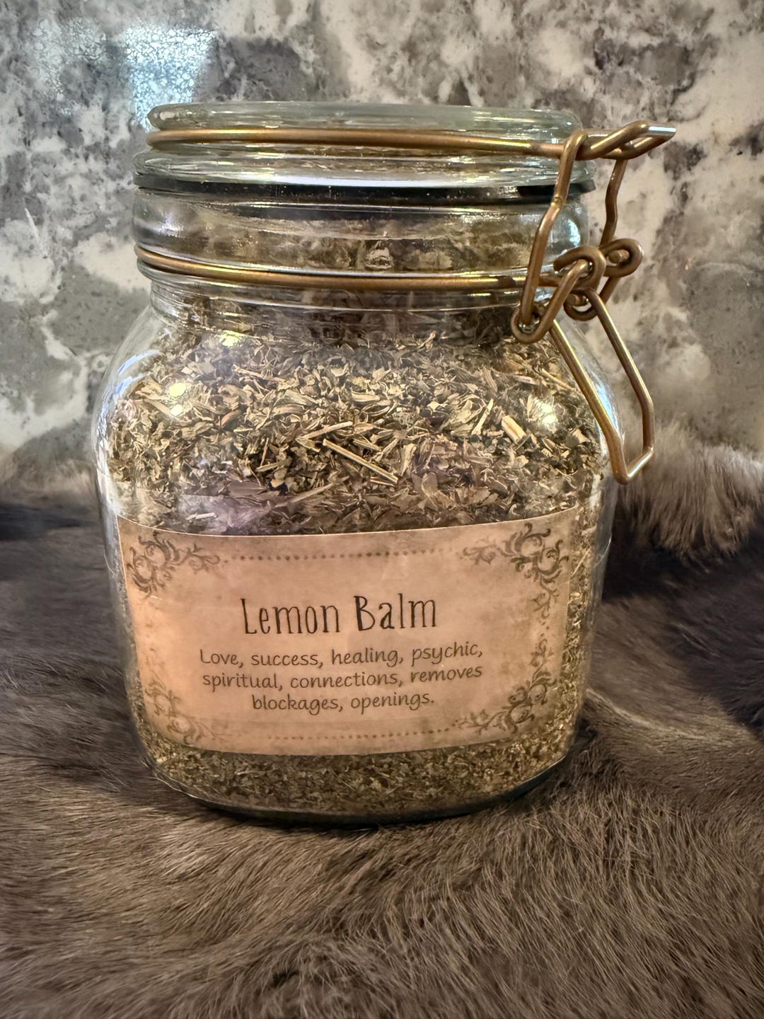 Organic Lemon Balm Leaf: Apothecary Herb for Spell Jars & Mojo Bags - Etsy