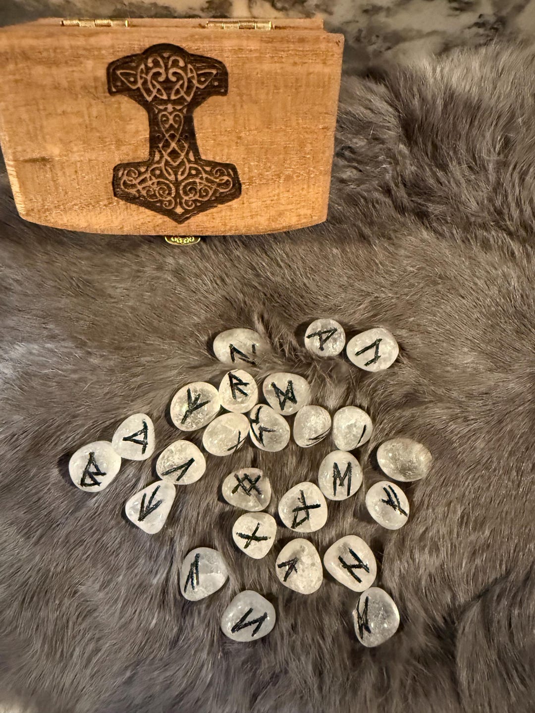 Gemstone Rune Set: Elder Futhark Runes With Thor’s Hammer Etched Wooden ...
