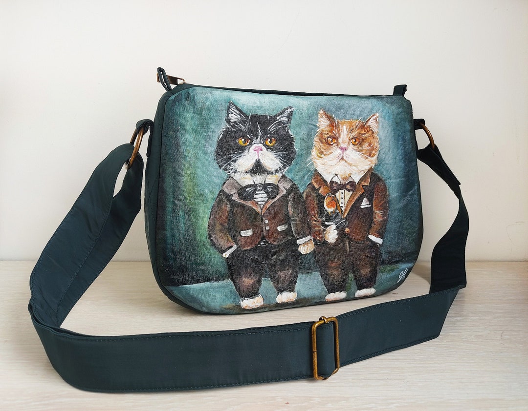 Custom Cat Portrait Painted on a Woman's Bag, Personalized Cat Mom Gift ...