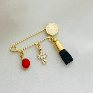 18K Gold Filled Azabache Baby Pin: Protection Amulet Pendant - Etsy
