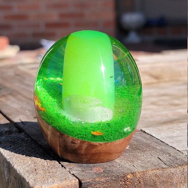 Glowing Resin - Etsy