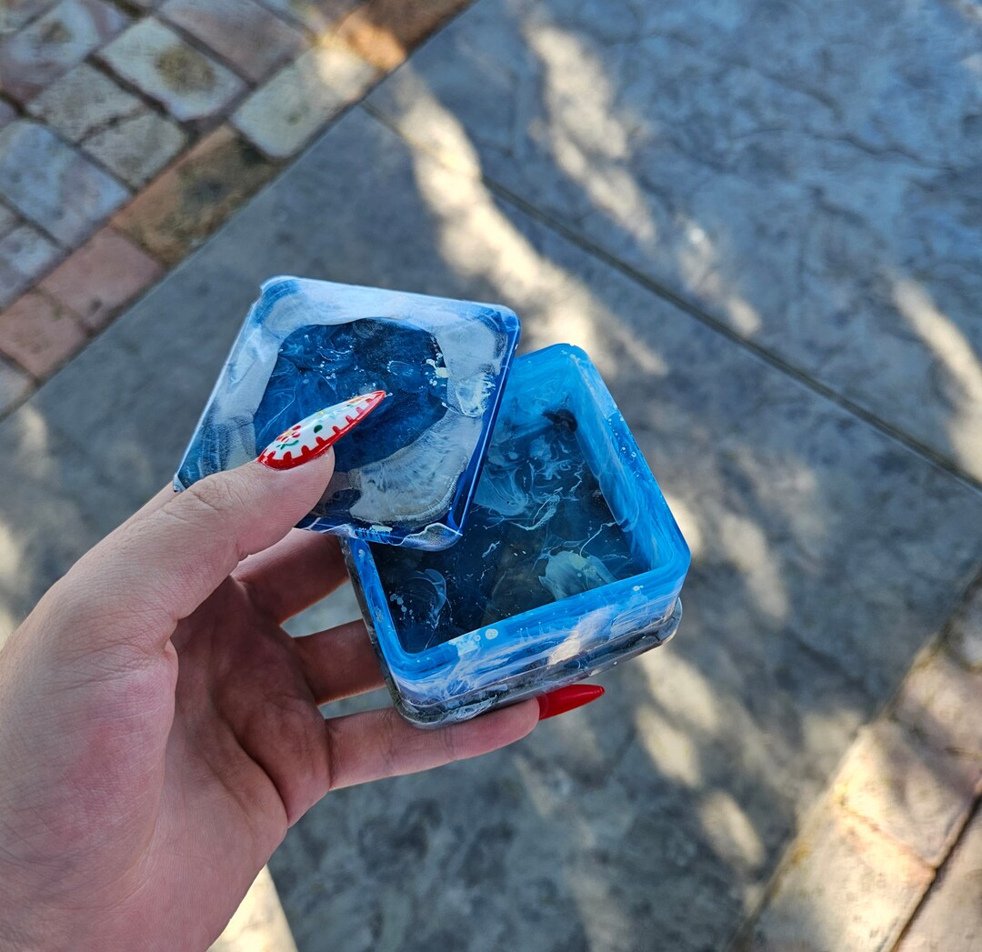 Custom Resin Trinket Box - Etsy