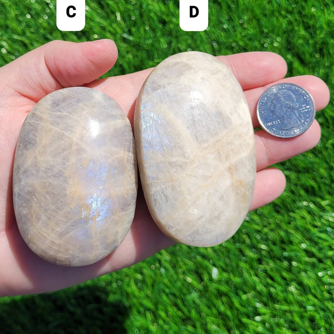 Peach Moonstone With Blue and Purple Flash Crystal Palm Stones to ...