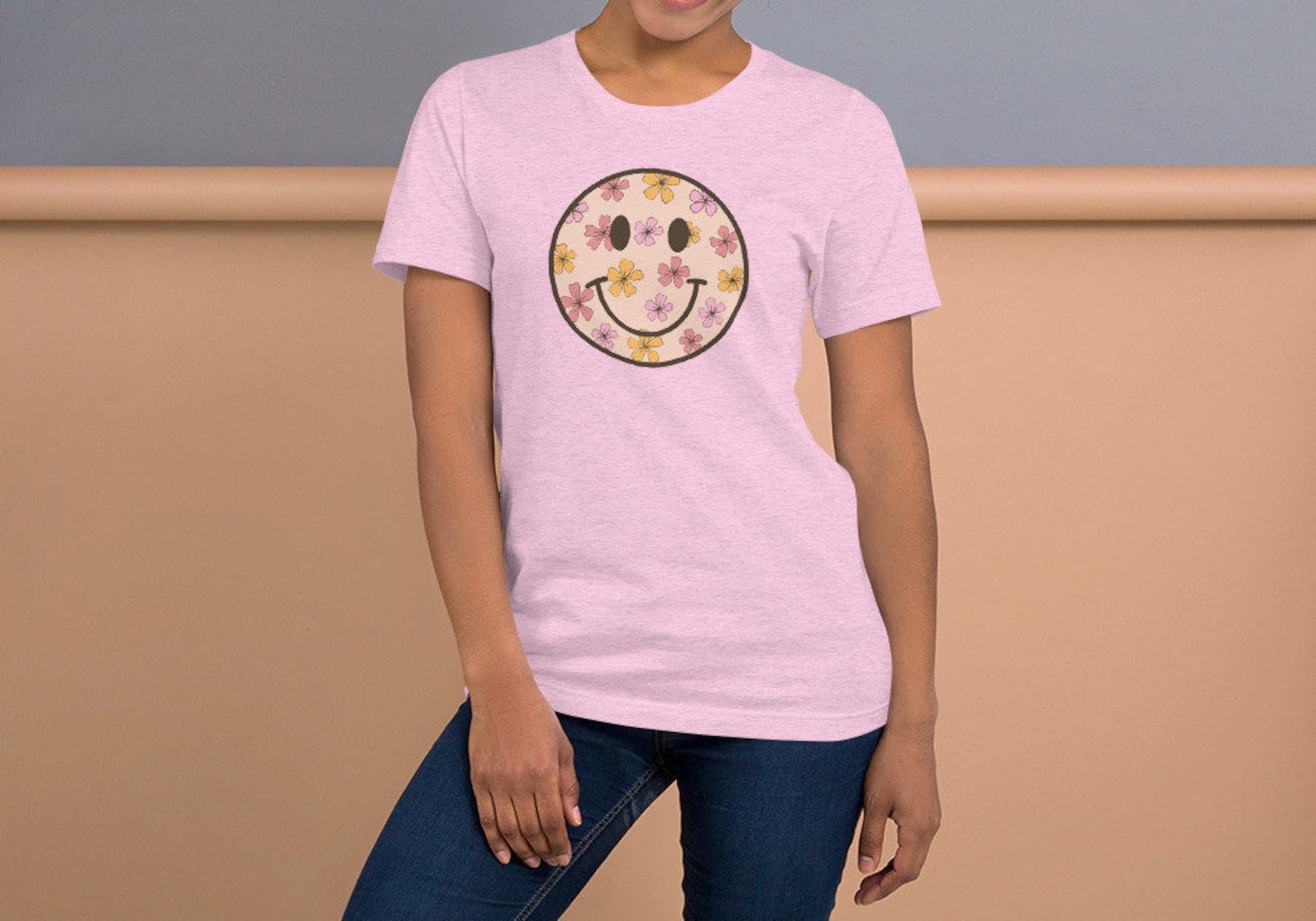 Smiley Flower Shirt, Smiley Graphic Tees, Comfy Oversized Shirt, Retro ...