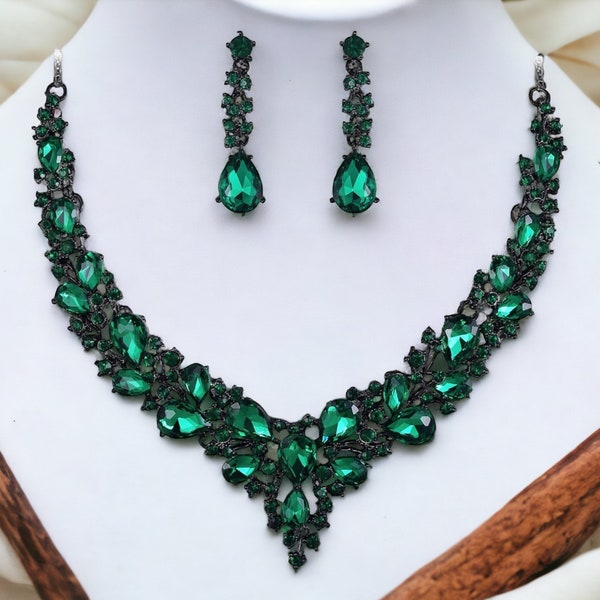 Emerald Wedding Set - Etsy
