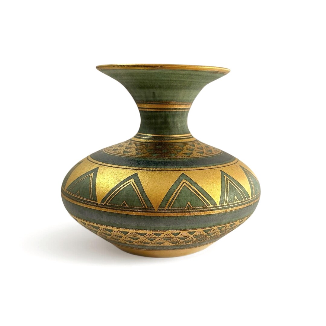 MARY RICH, Cornish Studio Pottery Vase: Geometric Gold Patterns on Blue ...
